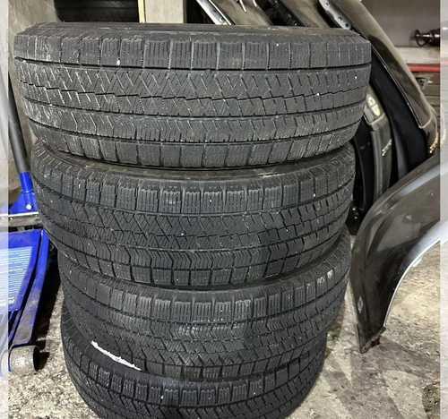 Bridgestone Blizzak VRX 185/65 R15 88