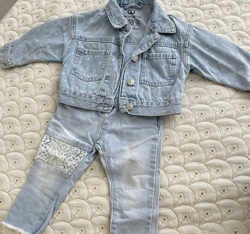 Комплек джинсы и джинсовая куртка