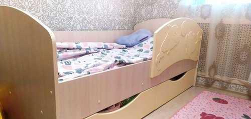 Детская кровать (без матраса)