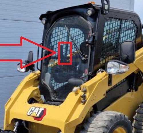 Стекло двери мини-погрузчик Caterpillar 262 d