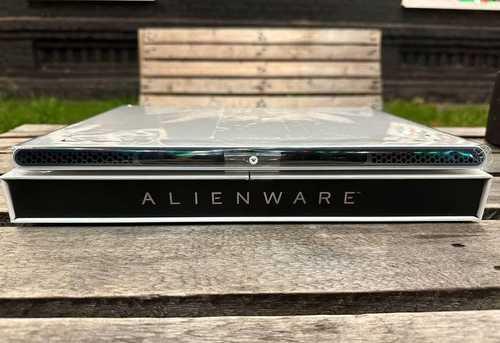 Dell Alienware X15 R2