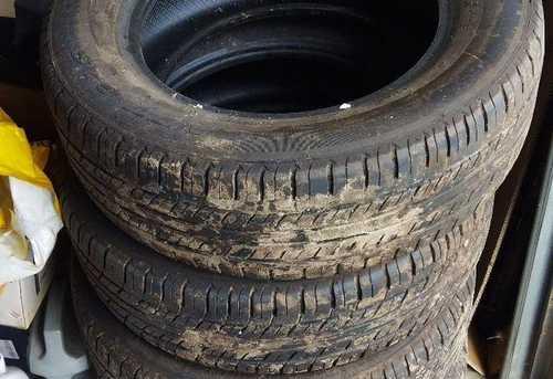 Triangle TR928 215/65 R16