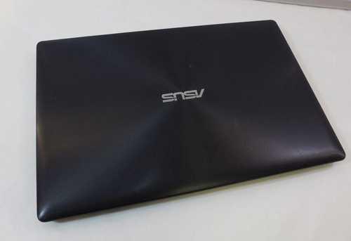 Ноутбук Asus x553m