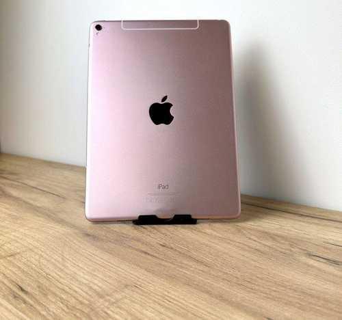 Apple iPad Pro 9.7 2016, 32 гб, Wi-Fi+Cellular, ro