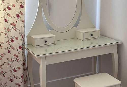 Туалетный столик с зеркалом и ящиками IKEA
