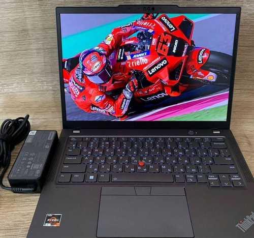 ThinkPad X13 Gen 4 AMD Ryzen 7 PRO 7840U 32/1TB