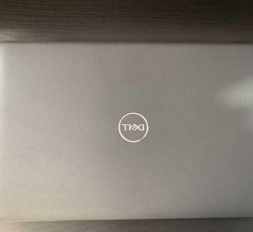 Ноутбук Dell Latitude 3520