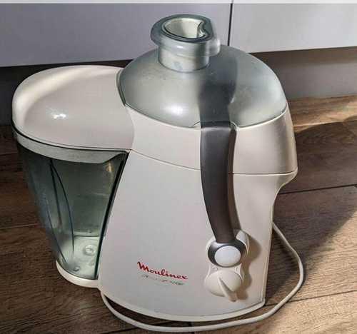 Соковыжималка Moulinex Frutti Pro