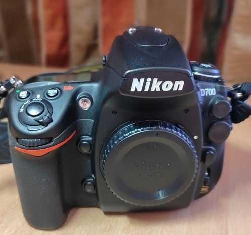 Зеркальный фотоаппарат Nikon d700