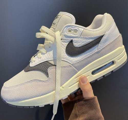 Кроссовки Nike Air Max