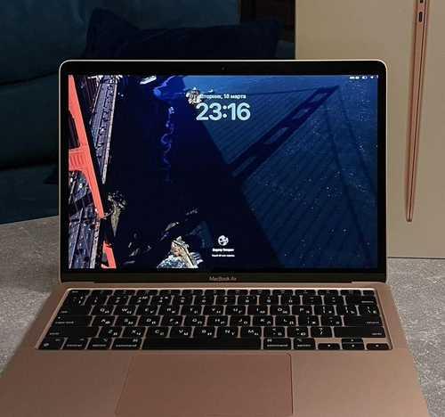 Apple macbook air 13 m1 8gb 256