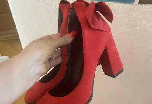 Туфли женские 40 размер красные замш