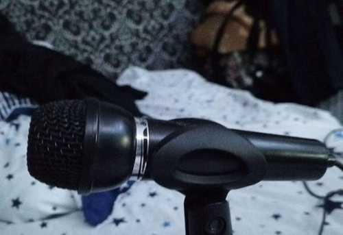 Игровой микрофон
