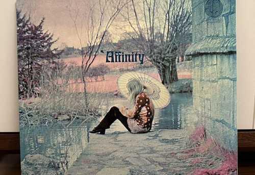 Affinity – Affinity, original, Vertigo, Swirl, Min