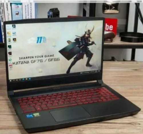 Ноутбук MSI Katana 17/17.3 8/512гб