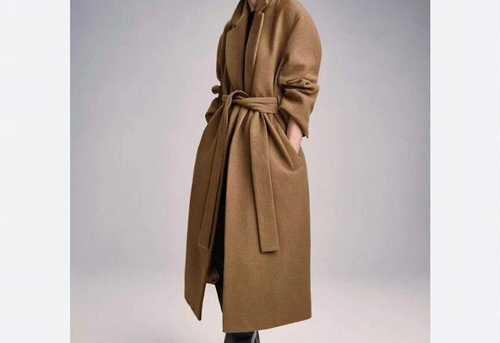 Пальто Zara из смесовой шерсти Manteco
