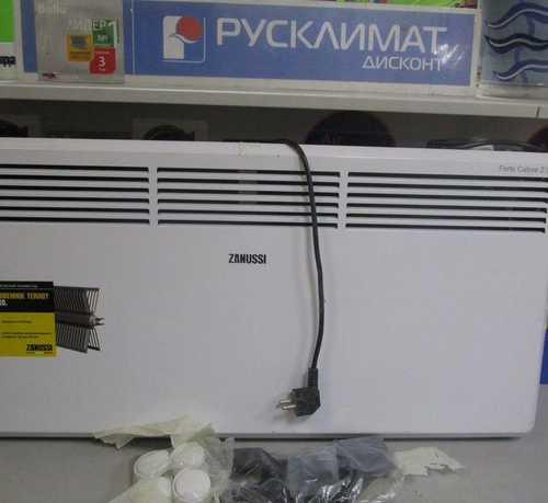 Конвектор электрический Zanussi ZCH/S -2000 MR