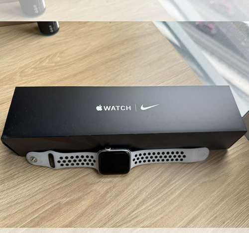 Часы apple watch 5 44 mm nike