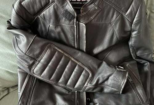 Кожаная куртка Diesel в мотоциклетном стиле