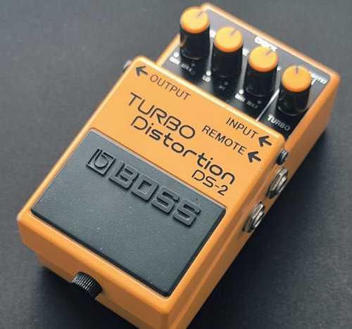 Гитарная педаль Boss DS-2 Turbo Distortion