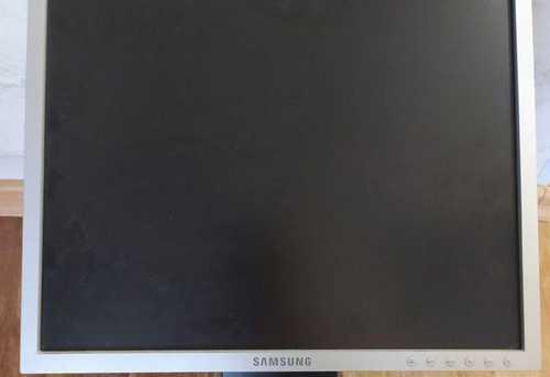 Монитор Samsung 48 см