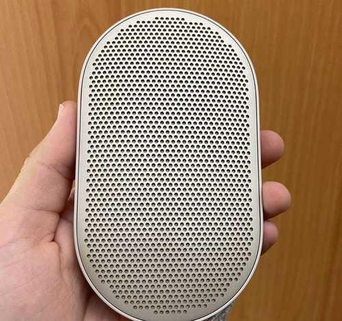 Bang Olufsan Beoplay P2