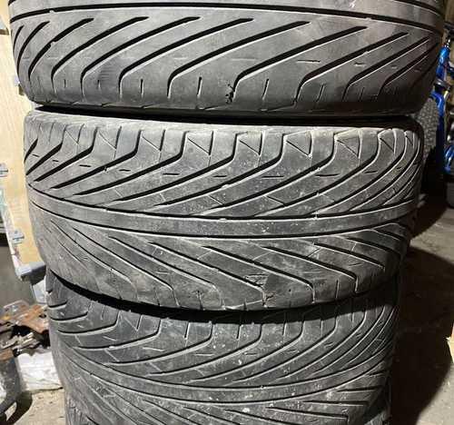 Triangle TR968 215/45 R17