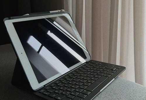 Клавиатура для iPad 10.2