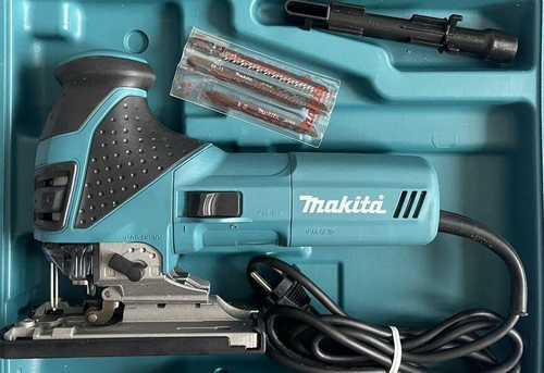 Лобзик Makita 4351FCT