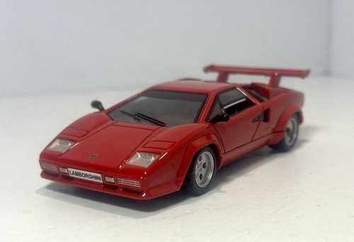 Модель автомобиля Lamborgini Countach LP500 1/43