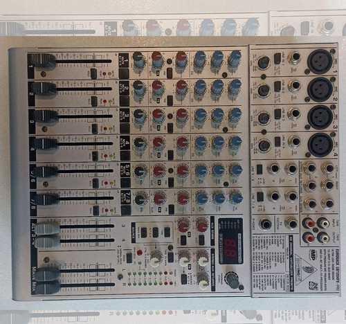 Микшерный пульт Behringer eurorack ub1204fx-pro