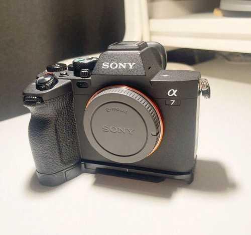 Sony a7 iv  smallrig 3666b