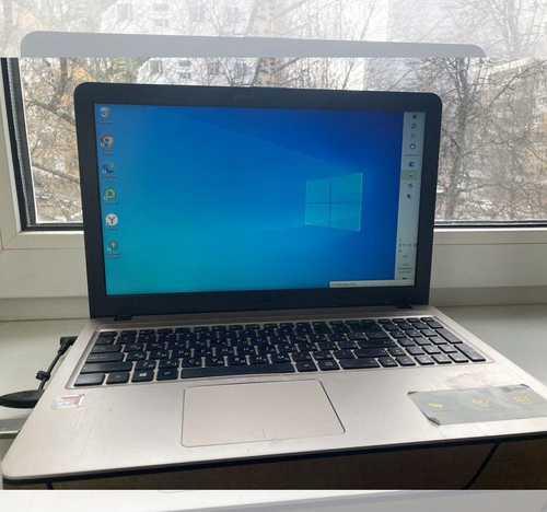 Ноутбук asus VivoBook 15,6