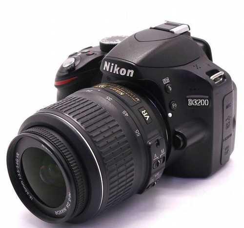 Nikon D3200 kit (пробег 9570 кадров)