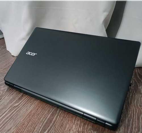 Шикарный Acer Core i5/120 GB SSD/500 GB HDD