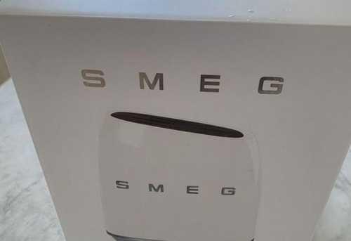 Набор ножей smeg