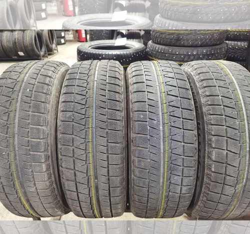 Bridgestone Blizzak Revo GZ 215/60 R16 90L