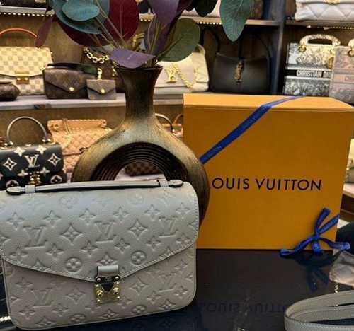 Сумка Louis Vuitton Pochette Metis