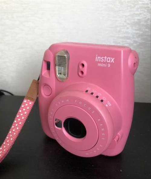 Пленочный фотоаппарат instax mini 9