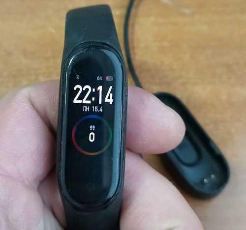 Фитнес браслет xiaomi mi band 4