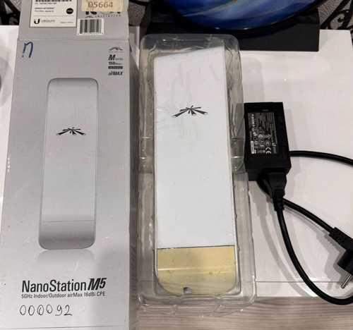 Точка доступа Ubiquiti NanoStation M5