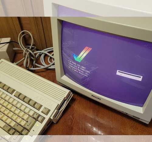 Commodore Amiga A600 ретро