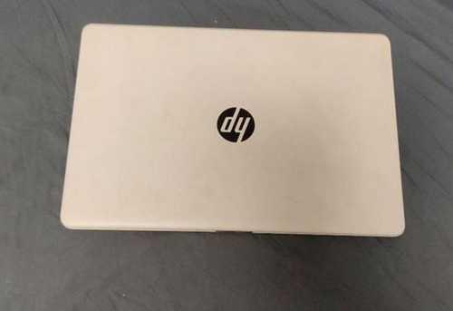 Ноутбук HP 15-bw030ur