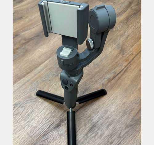 DJI osmo mobile 2