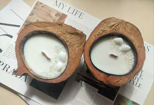 Свеча в кокосе
