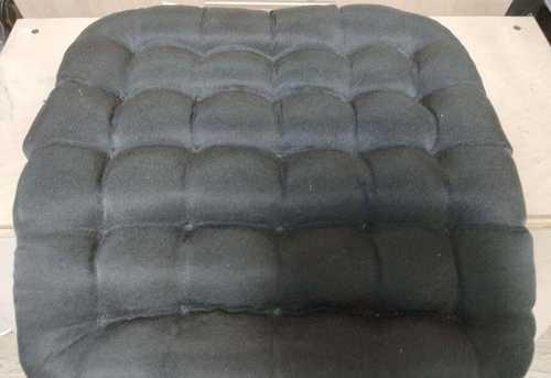 Подушка на стул с массажным эффектом