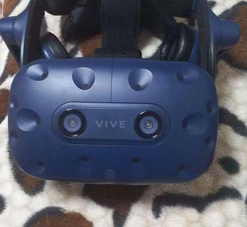 VR шлем HTC Vive pro
