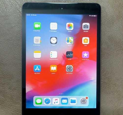 Apple iPad mini 2, 16 gb, wifi, серый космос