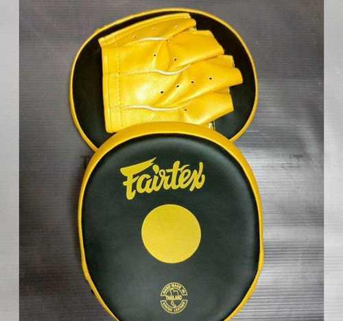 Боксёрские лапы Fairtex FMV15 Focus Mitts