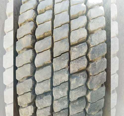 Грузовые шины Kama 295/80 R22.5 бу